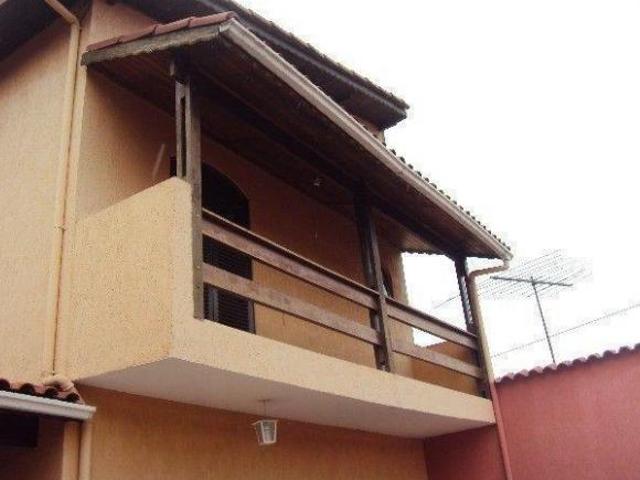 Sobrado com 3 dormitórios à venda, 272 m² por R$ 680.000,00 Vila Jundiaí Mogi das Cruzes/SP