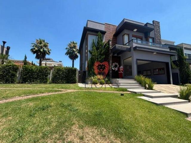 Sobrado com 3 dormitórios à venda, 288 m² por R$ 3.590.000 São Vicente Gravataí/RS