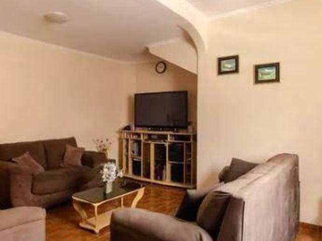 Sobrado com 3 dormitórios à venda, 288 m² por R$ 689.000,00 Vila Regente Feijó São Paulo/SP