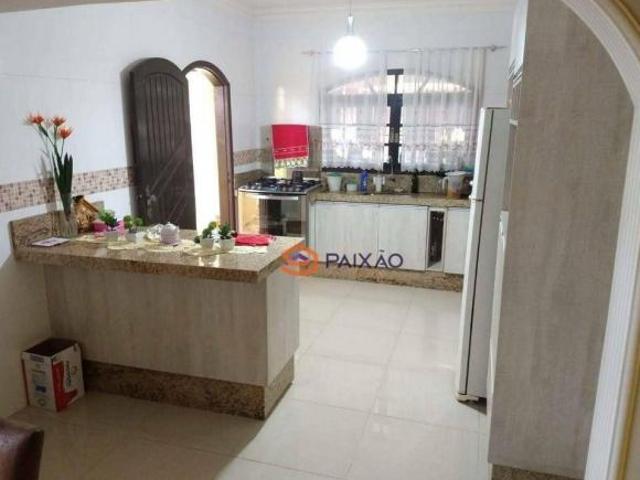 Sobrado com 3 dormitórios à venda, 280 m² por R$ 586.000,00 Jardim Santa Rita de Cássia Suzano/S