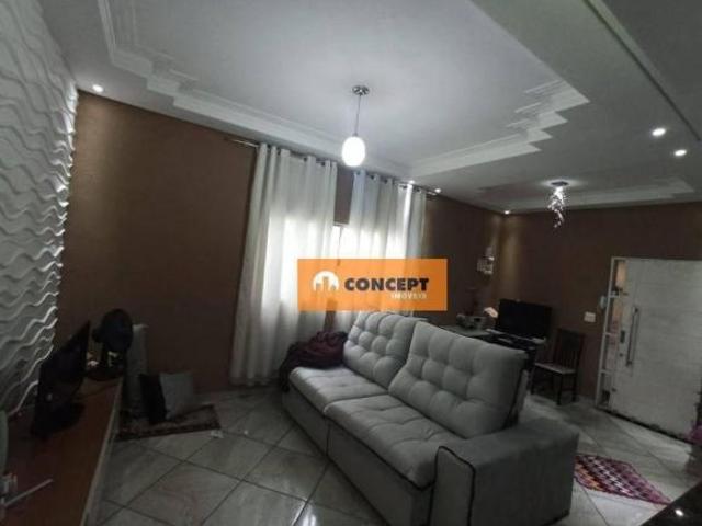 Sobrado com 3 dormitórios à venda, 280 m² por R$ 590.000,00 Jardim Revista Suzano/SP