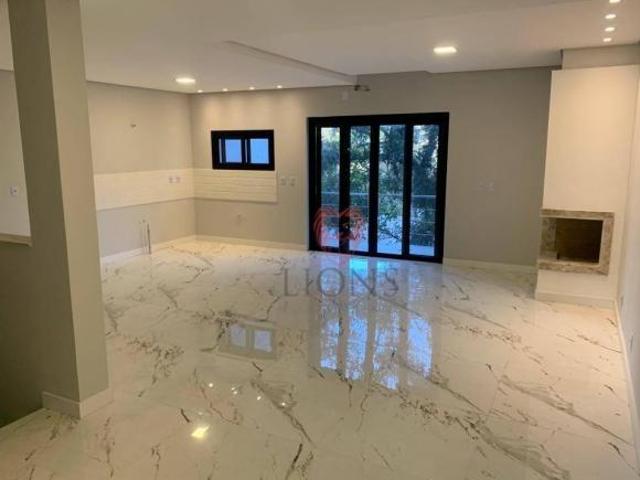 Sobrado com 3 dormitórios à venda, 280 m² por R$ 990.000,00 Centro Gravataí/RS