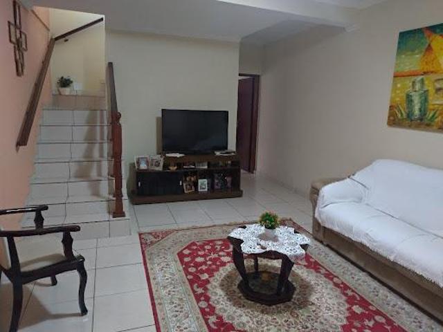 Sobrado com 3 dormitórios à venda, 294 m² por R$ 550.000,00 Jardim Rosalina São Paulo/SP