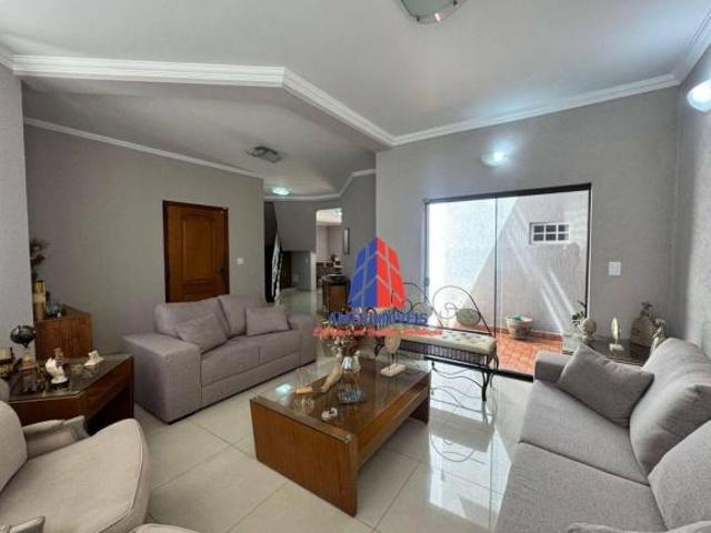 Sobrado com 3 dormitórios à venda, 298 m² por R$ 1.650.000,00 Residencial Horto Florestal Jacyra I