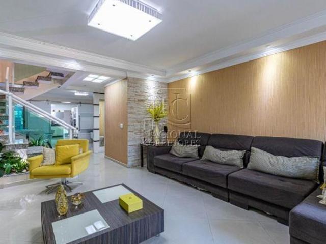 Sobrado com 3 dormitórios à venda, 298 m² por R$ 1.780.000,00 Vila Assunção