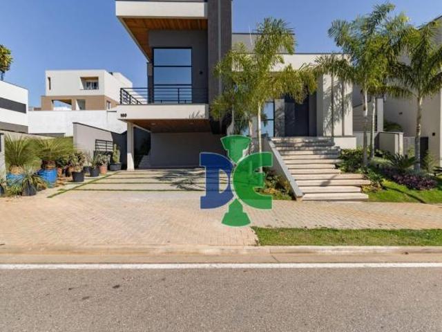 Sobrado com 3 dormitórios à venda, 290 m² por R$ 3.450.000,00 Condomínio Residencial Alphaville II