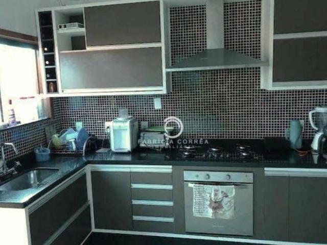 Sobrado com 3 dormitórios à venda, 290 m² por R$ 660.000,00 Areão Taubaté/SP