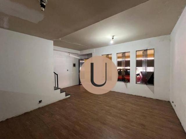 Sobrado com 3 dormitórios à venda, 305 m² por R$ 970.000,00 Planalto São Bernardo do Campo/SP