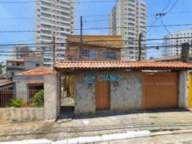 Sobrado com 3 dormitórios à venda, 307 m² por R$ 650.000,00 Vila Ema São Paulo/SP