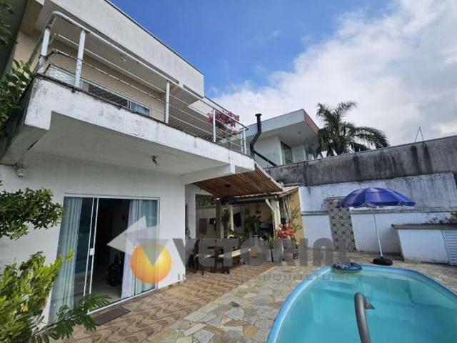 Sobrado com 3 dormitórios à venda, 308 m² por R$ 1.350.000,00 Massaguaçu Caraguatatuba/SP
