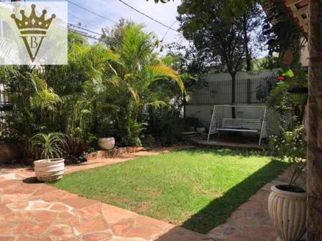 Sobrado com 3 dormitórios à venda, 300 m² por R$ 3.000.000,00 Pacaembu São Paulo/SP