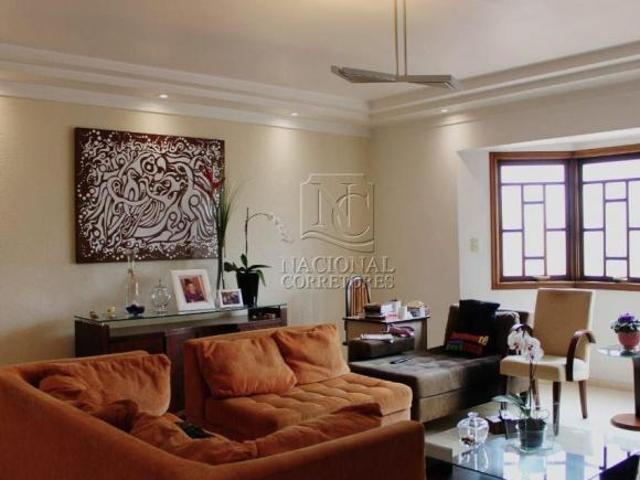 Sobrado com 3 dormitórios à venda, 300 m² por R$ 1.750.000,00 Olímpico São C