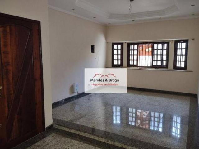 Sobrado com 3 dormitórios à venda, 300 m² por R$ 1.030.000,00 Vila Augusta Guarulhos/SP