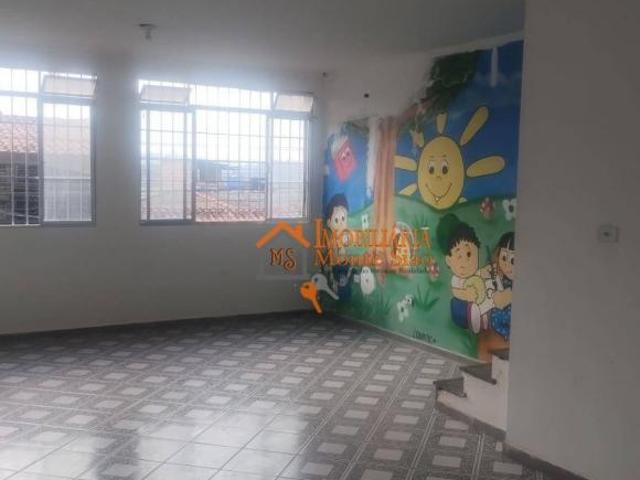 Sobrado com 3 dormitórios à venda, 300 m² por R$ 600.000,00 Cidade Soberana