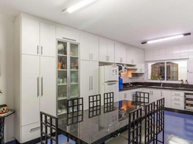 Sobrado com 3 dormitórios à venda, 300 m² por R$ 720.000,00 Vila Helena Santo André/SP