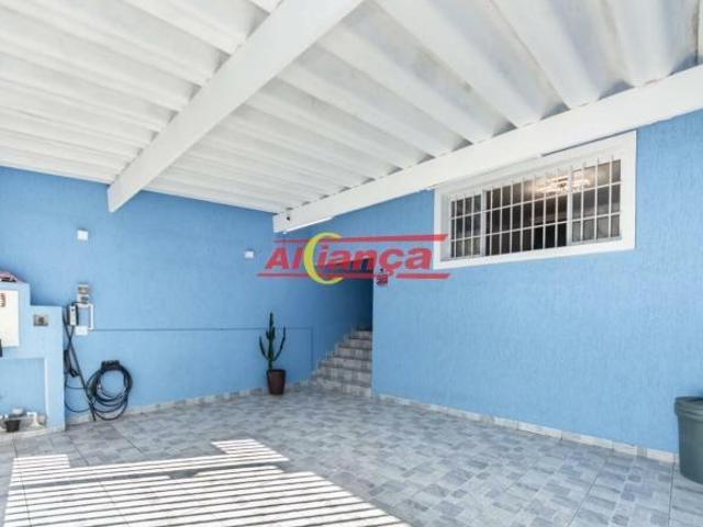 SOBRADO COM 3 DORMITÓRIOS A VENDA, 300m² PARQUE COLONIAL CAMPO BELO/SP