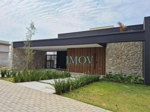Sobrado com 3 dormitórios à venda, 302 m² por R$ 2.690.000,00 Condomínio Residencial Monaco São