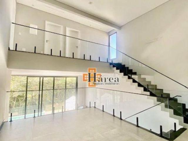 Sobrado com 3 dormitórios à venda, 303 m² por R$ 3.000.000,00 Alphaville Nova Esplanada Votorant