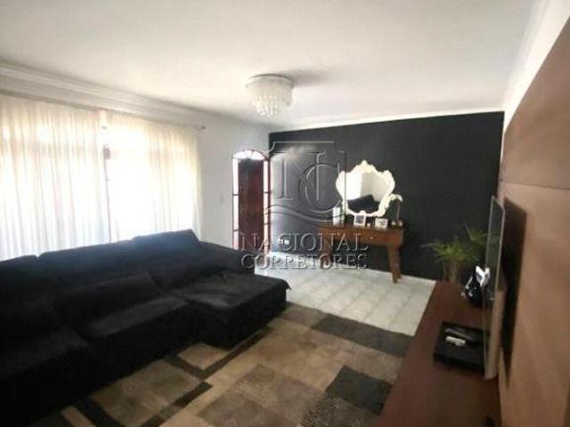 Sobrado com 3 dormitórios à venda, 314 m² por R$ 880.000,00 Parque Capuava S