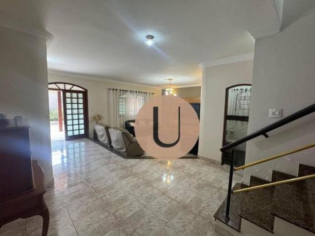 Sobrado com 3 dormitórios à venda, 310 m² por R$ 1.800.000,00 Parque dos Pássaros São Bernardo d