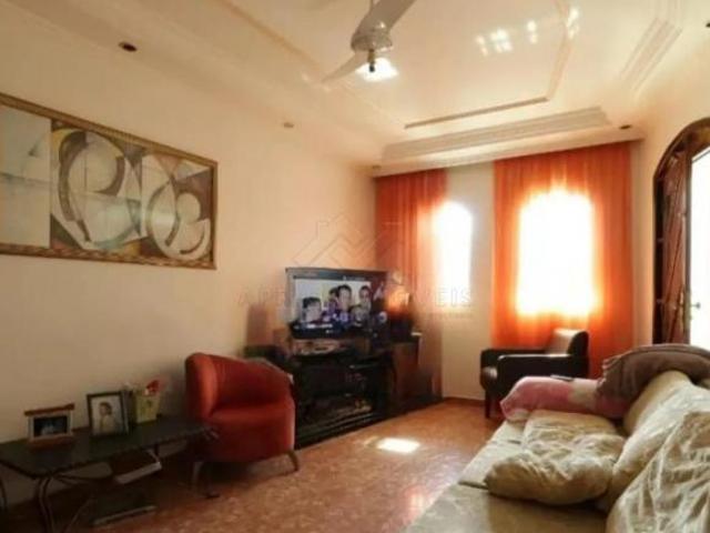 Sobrado com 3 dormitórios à venda, 312 m² na Vila Humaitá Santo André/SP