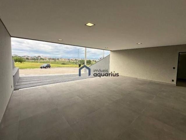 Sobrado com 3 dormitórios à venda, 320 m² Condomínio Santa Mônica Caçapava/São Paulo