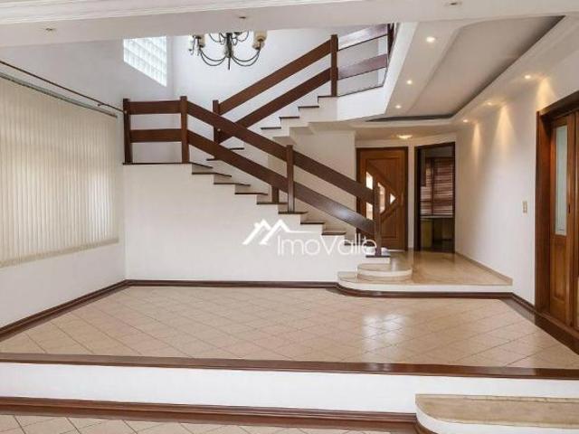 Sobrado com 3 dormitórios à venda, 320 m² por R$ 3.400.000,00 Jardim das Colinas São José dos Ca
