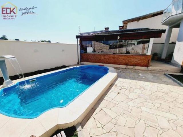 Sobrado com 3 dormitórios à venda, 320 m² por R$ 790.000,00 Campos Elíseos Taubaté/SP