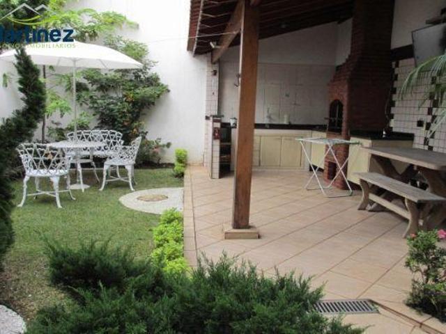 Sobrado com 3 dormitórios à venda, 346 m² por R$ 1.190.000,00 Sítio da Figueira São Paulo/SP