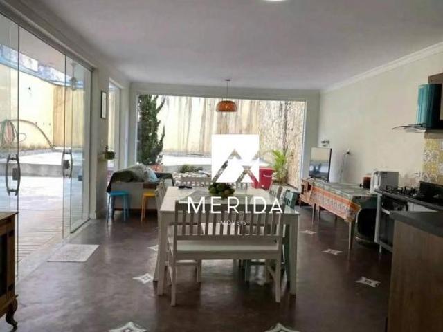 Sobrado com 3 dormitórios à venda, 347 m² por R$ 870.000,00 Vila Tibiriçá Santo André/SP
