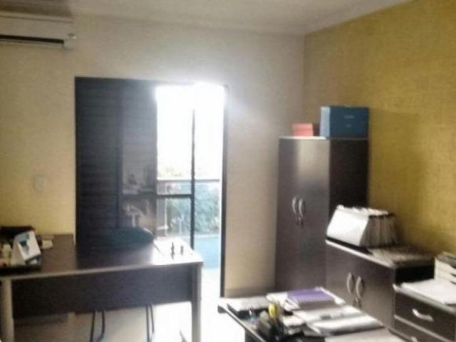 Sobrado com 3 dormitórios à venda, 340 m² SO1674
