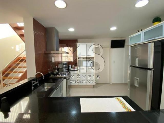Sobrado com 3 dormitórios à venda, 340 m² por R$ 4.000.000,00 Real Park Mogi das Cruzes/SP