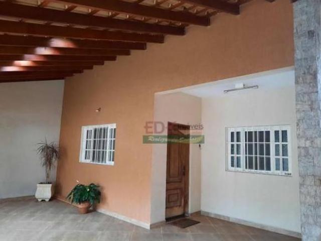Sobrado com 3 dormitórios à venda, 340 m² por R$ 800.000,00 Fonte Imaculada Taubaté/SP
