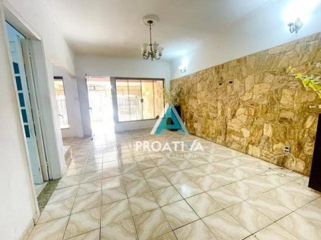 Sobrado com 3 dormitórios à venda, 340 m² por R$ 960.000,00 Vila Camilópolis Santo André/SP