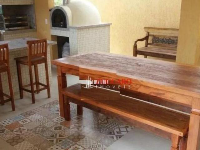 Sobrado com 3 dormitórios à venda, 350 m² por R$ 1.800.000,00 Jardim Imperial Hills III Arujá/SP