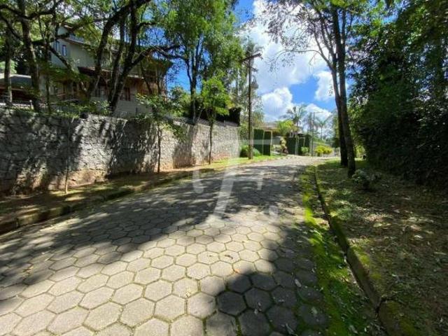 Sobrado com 3 dormitórios à venda, 350 m² por R$ 2.000.000,00 Serra da Cantareira Mairiporã/SP