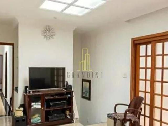Sobrado com 3 dormitórios à venda, 350 m² por R$ 990.000,00 Vila Mussoline São Bernardo do Camp