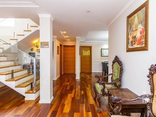 Sobrado com 3 dormitórios à venda, 380 m² por R$ 1.600.000,00 Cidade Jardim São José dos Pinhais