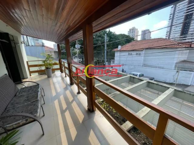 Sobrado com 3 dormitórios à venda, 400 m² SO0399
