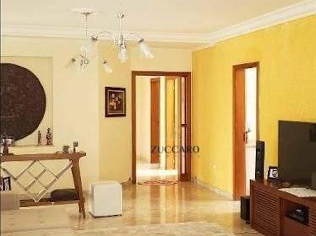 Sobrado com 3 dormitórios à venda, 400 m² por R$ 2.500.000,00 Vila Rio de Janeiro Guarulhos/SP
