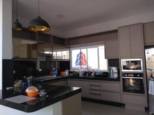 Sobrado com 3 dormitórios à venda, 438 m² por R$ 3.200.000,00 Loteamento Residencial Jardim dos Ip
