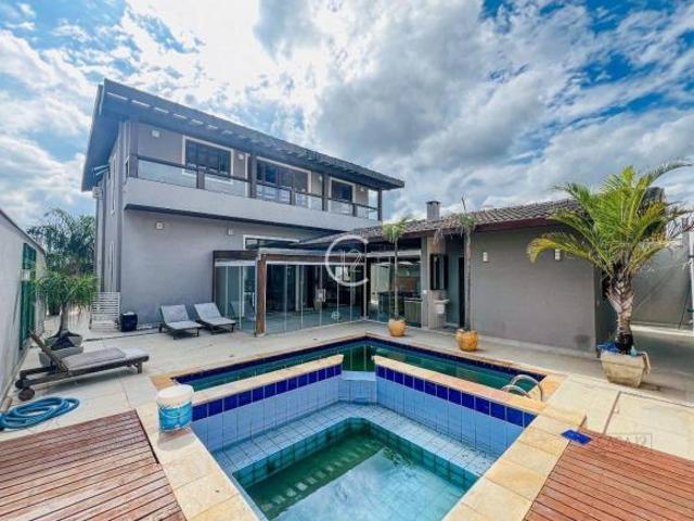Sobrado com 3 dormitórios à venda, 433 m² por R$ 3.200.000,00 Urbanova São José dos Campos/SP