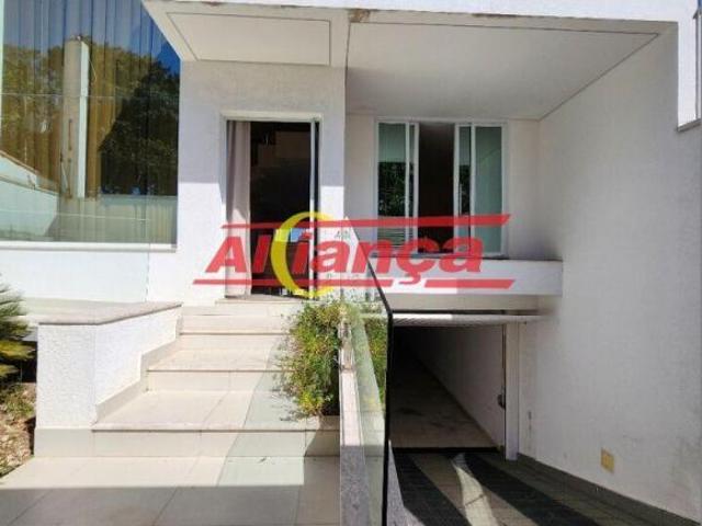 Sobrado com 3 dormitórios à venda, 440 m² por R$ 2.700.000,00 Parque Renato Maia Guarulhos/SP