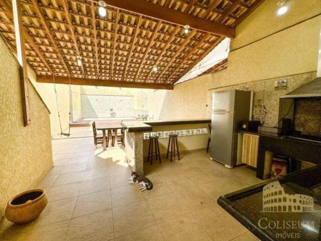 Sobrado com 3 dormitórios à venda, 451 m² por R$ 1.890.000,00 Boqueirão Praia Grande/SP