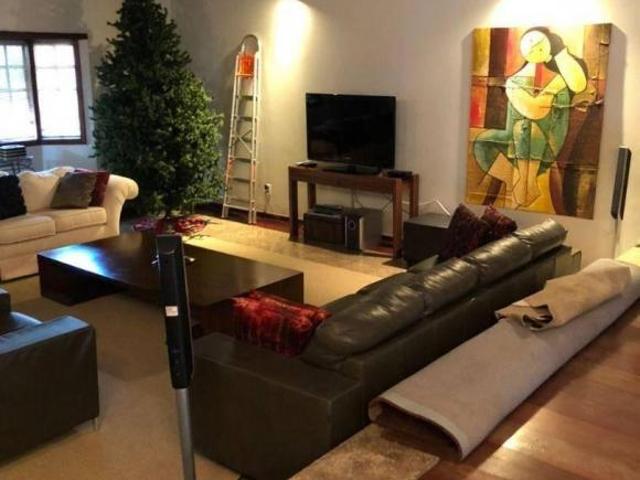 Sobrado com 3 dormitórios à venda, 550 m² por R$ 1.950.000,00 Jardim das Samambaias Jundiaí/SP