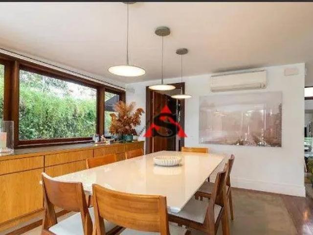 Sobrado com 3 dormitórios à venda, 608 m² por R$ 12.000.000,00 Jardim Everest São Paulo/SP