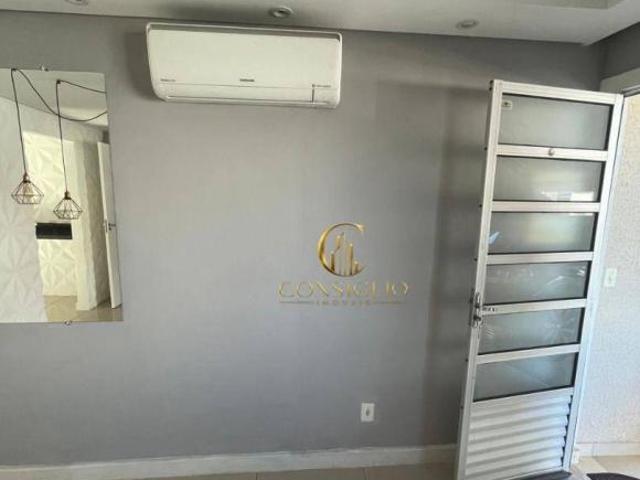 Sobrado com 3 dormitórios à venda, 68 m² por R$ 415.000,00 Vila São Geraldo São José dos Campos/