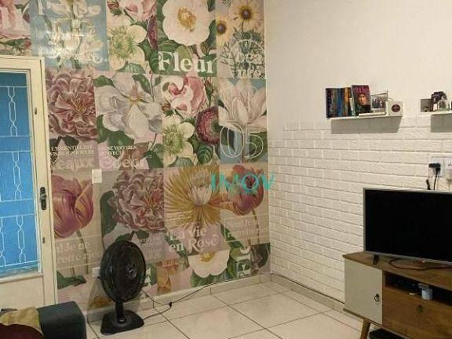 Sobrado com 3 dormitórios à venda, 77 m² por R$ 415.000 Jardim dos Bandeirantes São José dos Cam