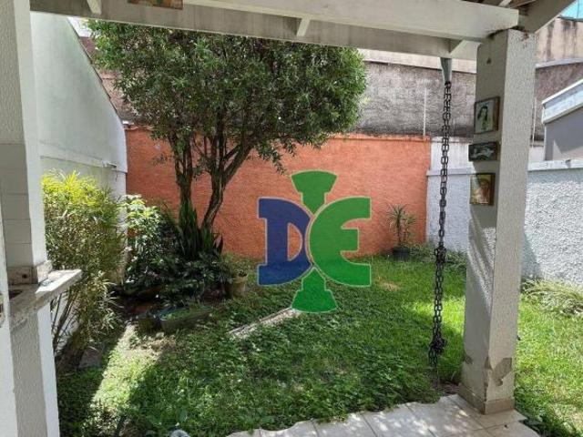Sobrado com 3 dormitórios à venda, 79 m² por R$ 650.000,00 São João Jacareí/SP