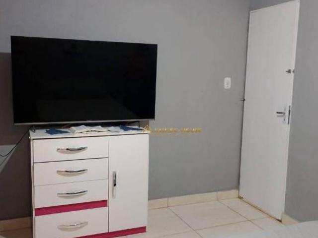 Sobrado com 3 dormitórios à venda, 80 m² por R$ 402.000 Santa Cecilia II São José dos Campos/SP